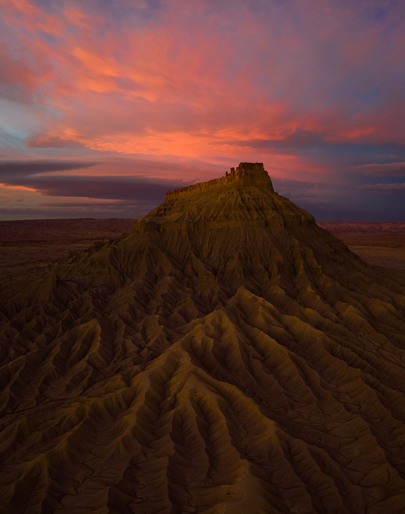 Factory of Colors - Factory Butte, a well known feature in the Utah ...
